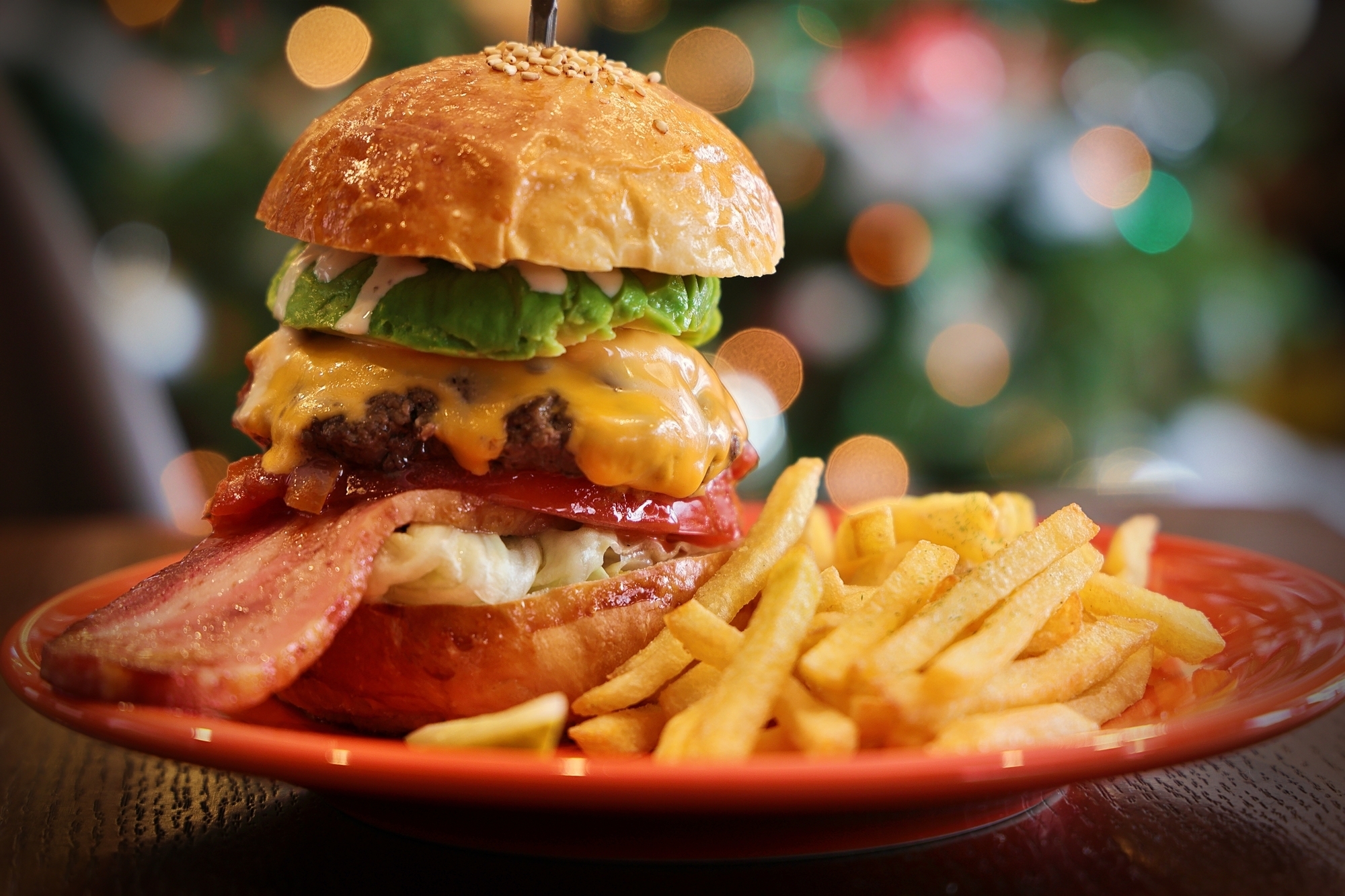 7/1〜｜六本木グルメバーガーグランプリ 2024開催！頂点を目指す21店舗が集結 | favy[ファビー]